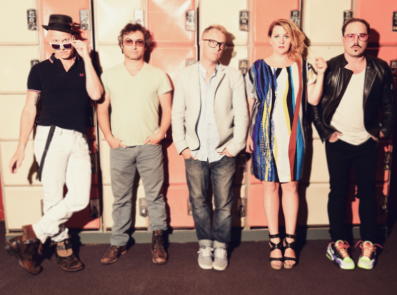 SPILL TRACK OF THE DAY: STARS - RELEASE NEW COVER SONG, "WONDERFUL LIFE ...