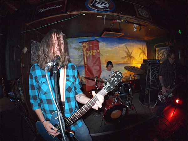 SPILL TRACK OF THE DAY: STERILE JETS - "FIRESIDE DRIVE" - The Spill ...